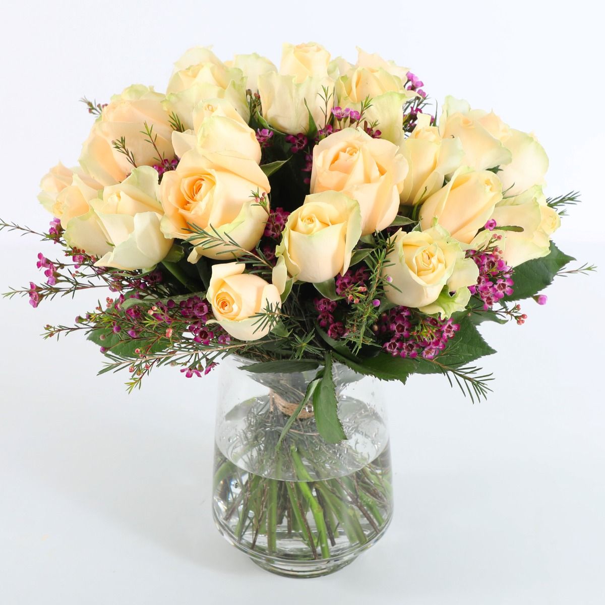 Shop The Stunning Peach Roses Online | Flower Delivery Malaysia