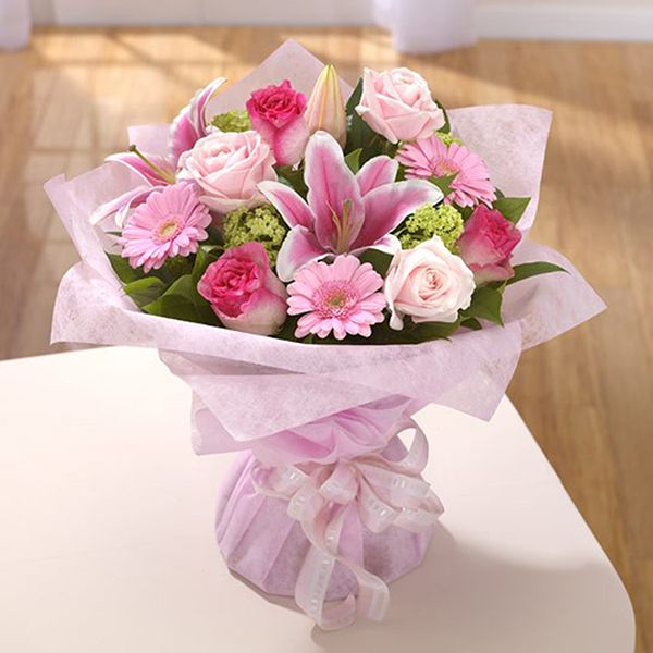 Lavish Pink Lilly with Pink Gerberas | Order Flowers Online | Wenghoa