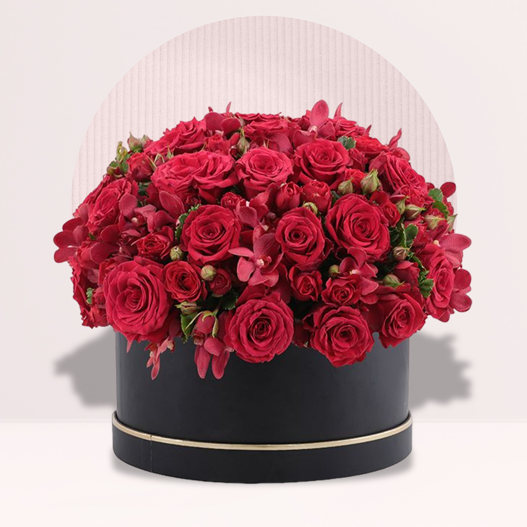 Buy Box of Red Roses Online | Best Kedai Bunga Pasar Seni