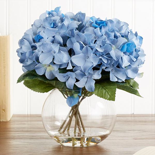 Shop Light Blue Hydrangea Arrangement Online | Wenghoa