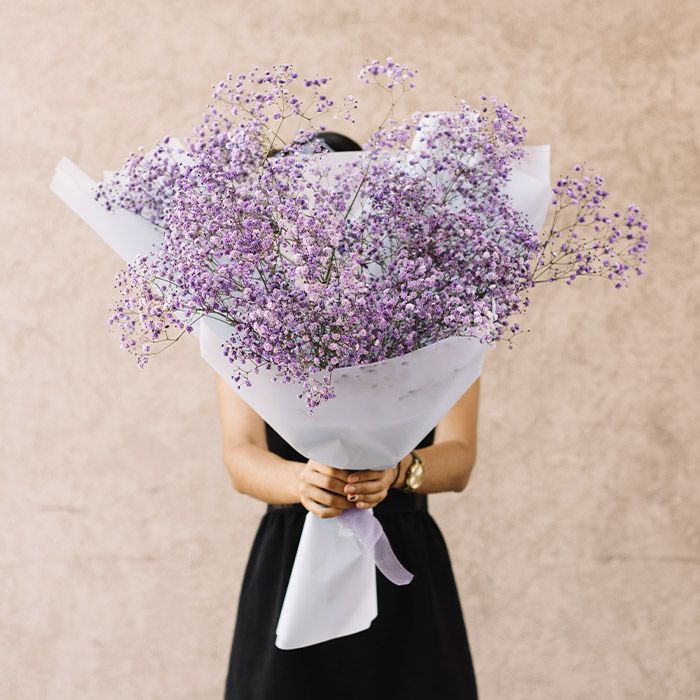 Charming Gypsophila Hand Bouquet | Hand Bouquets Online Delivery | Same ...