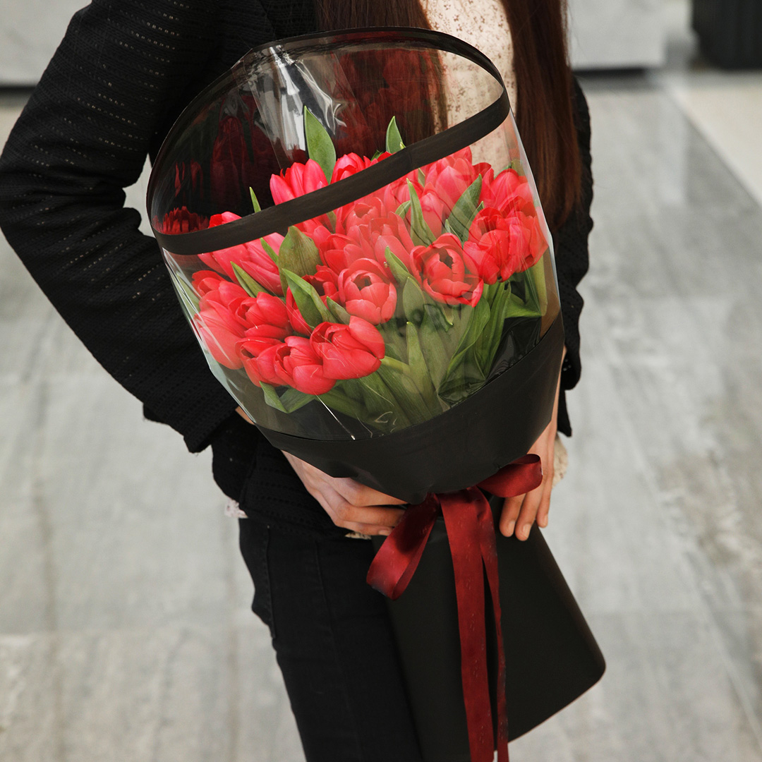 Red Tulips – 20 stems | Black Tulip Flowers Wenghoa