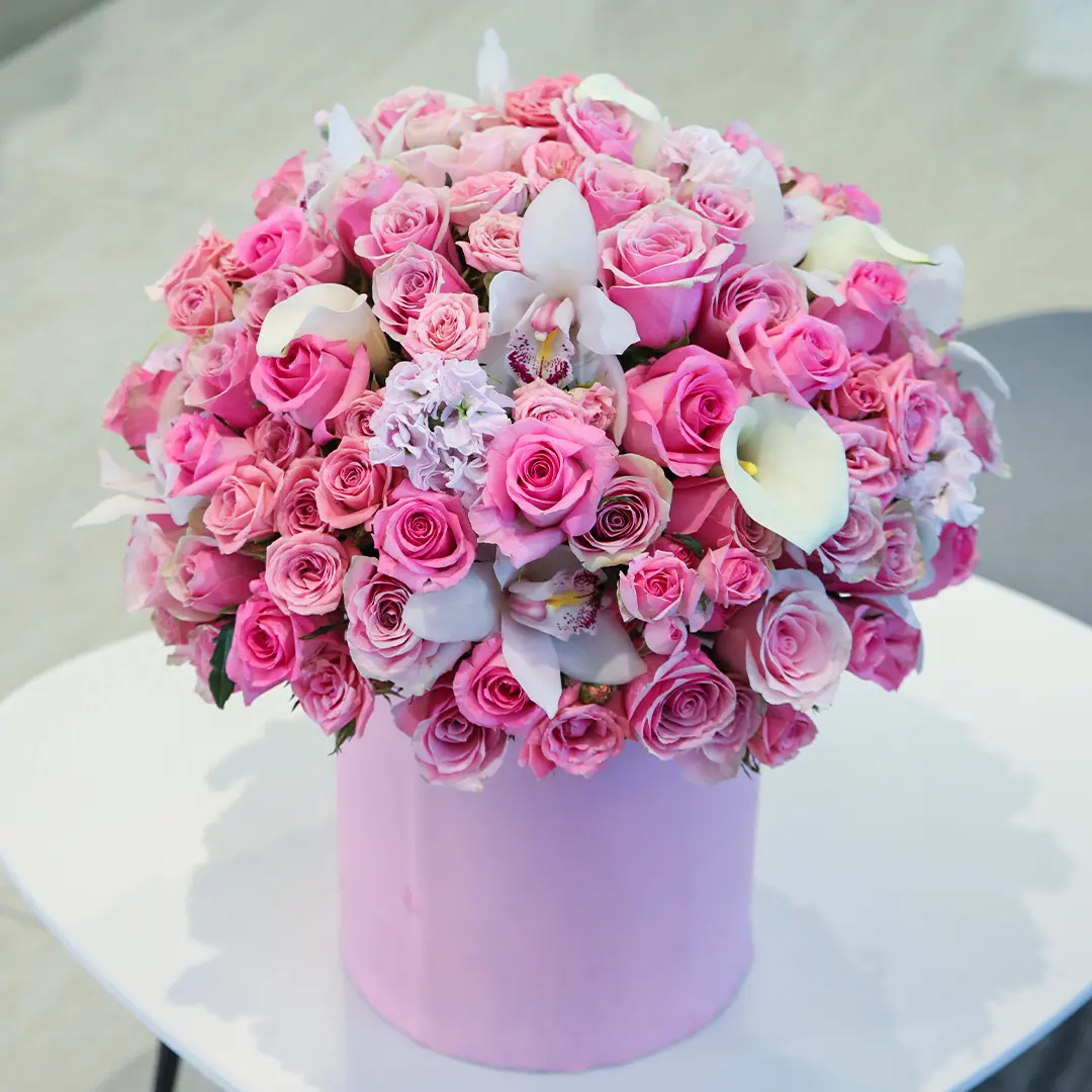 Order Pink Flower Box Online | Same Day Flower Delivery KL