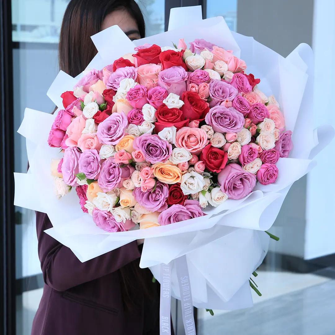 Shop Mixed Roses Bouquet Online | Best Flower Delivery KL