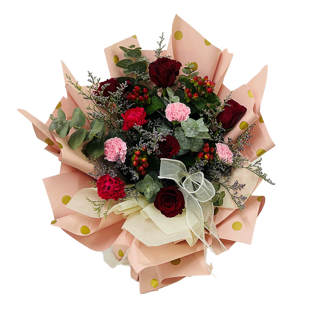 Buy Angelic Bouquet of Mix Flowers - A Delight by Wenghoa