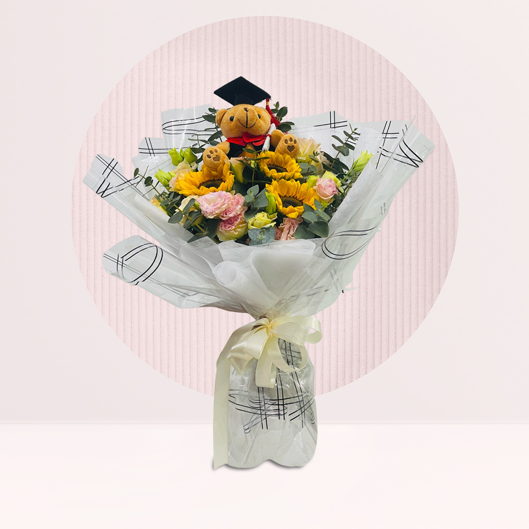 Buy Graduation Flower Bouquet Online | Graduation Bouquet KL